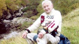 James Simpson murder: Accused offered culpable homicide plea - BBC News