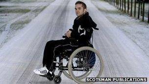 Injured North Berwick rugby player Jonny Mitchell dies aged 30 - BBC News