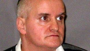 Stephen Dickson convicted of raping teenager in Aberdeen - BBC News