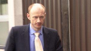 Ex-police officer Richard Chilvers jailed over child abuse images - BBC ...