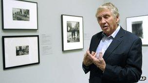 War photographer Don McCullin in final front-line trip - BBC News