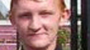 Aaron Arthur murder: Stevie Angus on trial over stabbing - BBC News