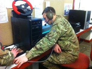 British army stages record-breaking virtual battle - BBC News