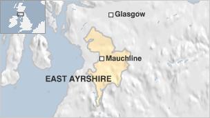 Man's body found in Carnell estate near Mauchline - BBC News