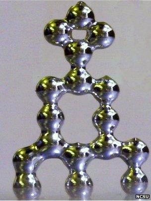 3D-printed liquid metal brings stretchable gadgets closer - BBC News