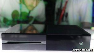 Xbox One console release date set by Microsoft - BBC News