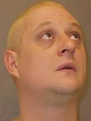 Mark Foster jailed for killing Glenn Miller in New Pitsligo - BBC News