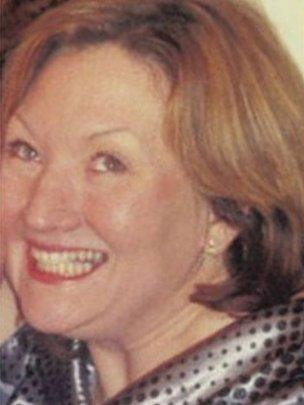 Concern for vulnerable missing woman Angela Gow - BBC News