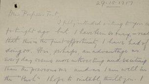 University of Manchester letters from WW1 trenches go on show - BBC News