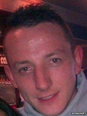 Gangland enforcer's son Steven Ross is jailed for knife murder - BBC News