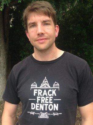 The Texas town that banned fracking (and lost) - BBC News