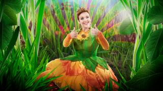 Thumbs Up for our Thumbelina Party - CBeebies - BBC
