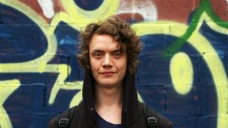 ‘Meeting a real-life cyborg was gobsmacking’ says film director - BBC News