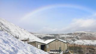 'I'm really chuffed to have seen a snowbow' - BBC News