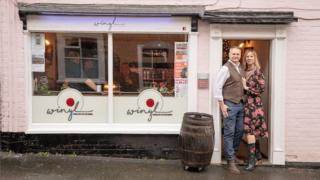 Manningtree: The tiny town that dreams of saving the planet - BBC News