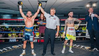 Boxer wins fight then completes Great North Run the next day - BBC News
