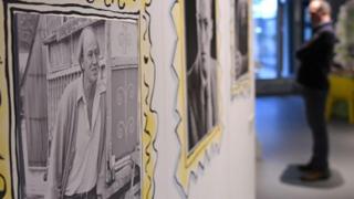 Roald Dahl Day: Seven fantastic facts about the author - BBC Newsround