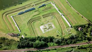 Dover: Roman Painted House reopens after major refurbishment - BBC News
