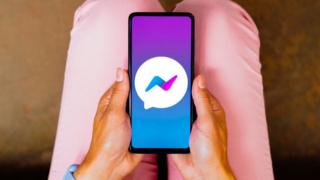 Facebook and Messenger to automatically encrypt messages - BBC News
