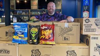 All-you-can-eat crisp buffet draws in crunch fans to Hull bar - BBC News