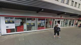 Closing Sunderland Post Office would be 'an insult' - BBC News