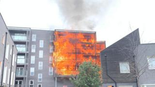 Barking fire: Blaze destroys 20 flats in east London - BBC News