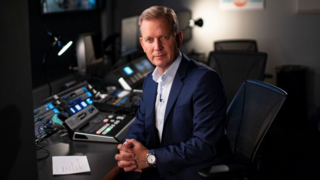 'Don't go cold turkey' to quit smoking - BBC News