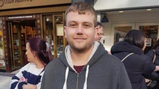 Biggest Primark in the world opens in Birmingham - BBC News