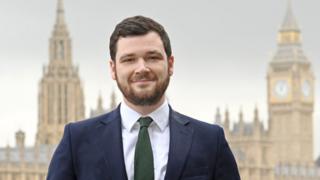 How I was targeted in the Westminster honeytrap - BBC News