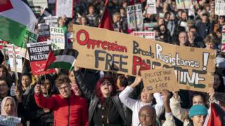 Thousands march in pro-Palestine rallies across Scotland - BBC News