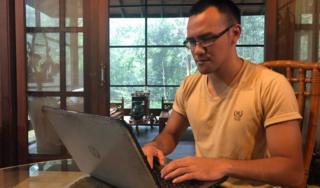 The mystery of the man embroiled in a billion dollar gold scam - BBC News