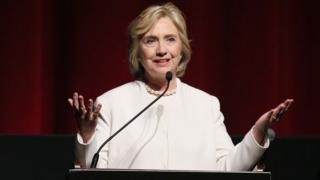 Pfizer seals $160bn Allergan deal to create drugs giant - BBC News