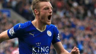 Jamie Vardy breaks record for goals in consecutive games - BBC Sport
