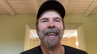 First clear cancer scan for Welsh comedian Rhod Gilbert - BBC News