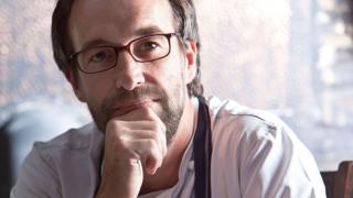 The Hardwick: Stephen Terry closes restaurant after £150k theft - BBC News