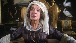 'Hitchcock just wanted to be loved' says British leading lady - BBC News