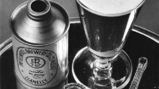 Llanelli's Felinfoel brewery pioneered beer in cans - BBC News
