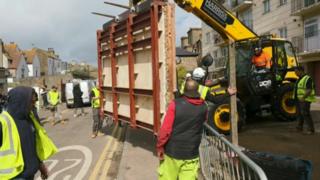 Banksy Margate Valentine's Day artwork moved for restoration - BBC News