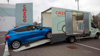Cazoo: Online used car retailer close to collapse - BBC News