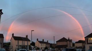 Rare 'pink rainbow' spotted in sky over Bristol - BBC News