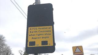 Cambridgeshire: Residents frustrated over Earith bridge road closure ...