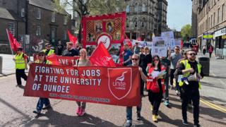 University of Dundee - BBC News