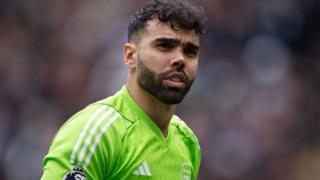 Premier League Golden Glove: Arsenal keeper David Raya wins award - BBC ...