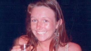 The 20-year-hunt for double murder fugitive Kevin Parle - BBC News