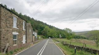 Man dies in single-vehicle crash on Snake Pass - BBC News