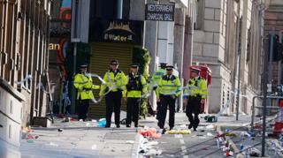 Liverpool FC parade crash injured rises to 109 - BBC News