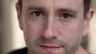 How live theatre is still running despite lockdown - BBC News