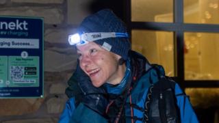 Grasmere's Anna Troup wins women's Montane Winter Spine Race - BBC News