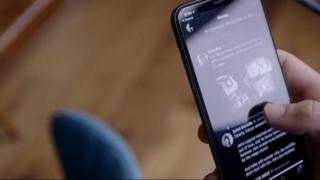 Social media apps are 'deliberately' addictive to users - BBC News