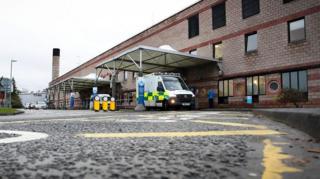NHS Borders service warning over bid to save £45m - BBC News
